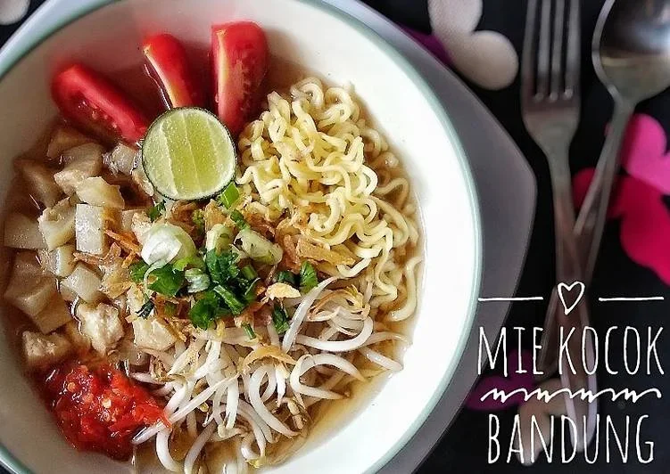 Resep Mie Kocok Bandung Asli, Rahasia Kenikmatan Kuah Gurih dan Tekstur ...