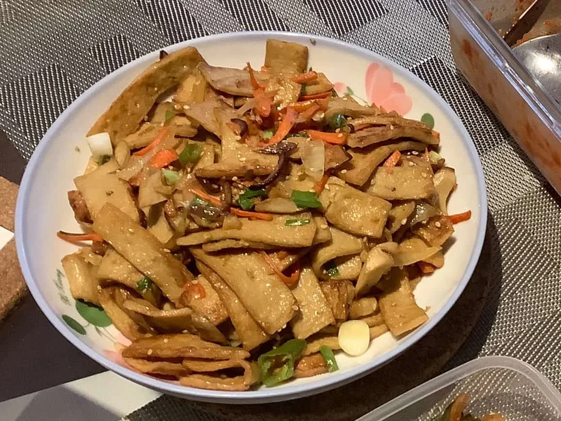 Resep Eomuk Bokkeum Lezat, Cara Praktis Membuat Olahan Fish Cake Korea ...