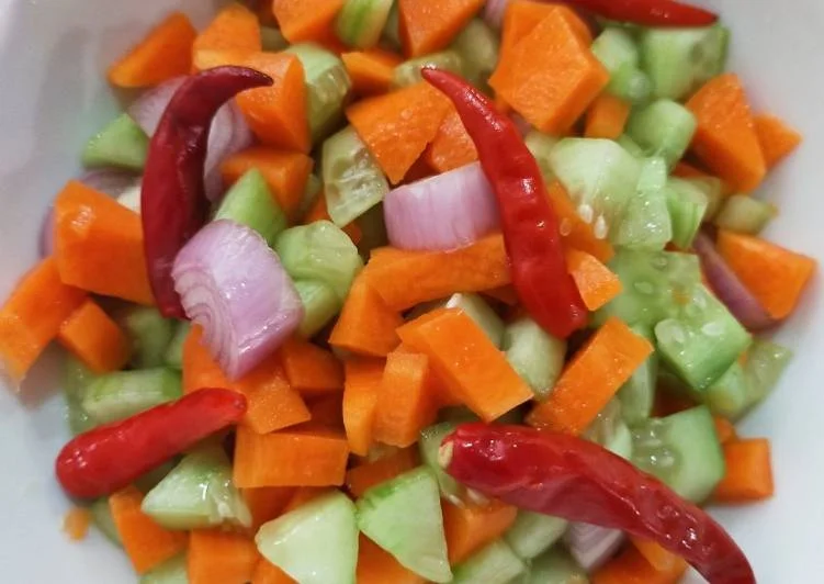 Resep Acar Timun Mentah, Segar dan Renyah untuk Pelengkap Makanan ...